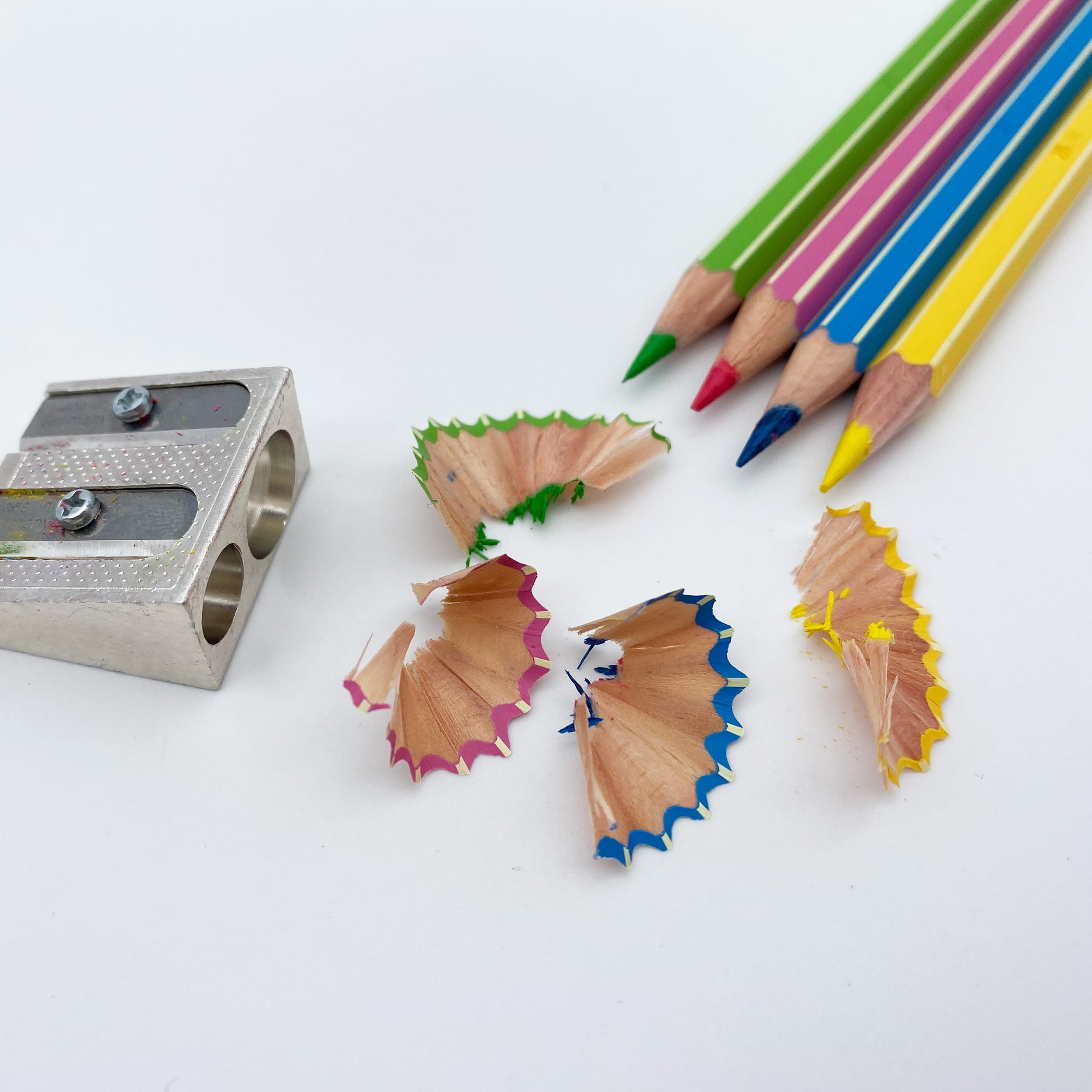 Faber Castell Metall-Doppel-Anspitzer fuer duenne und dicke Stifte